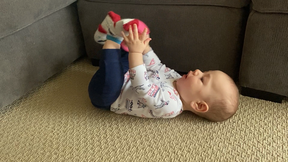 Pathways.org | Parents’ Guide to the Importance of Baby Reaching Hands ...