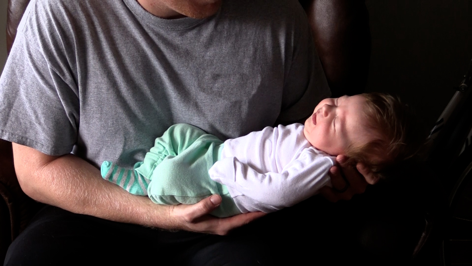 Pathways.org | How to Comfort a Crying Baby